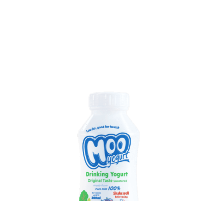 Sữa Chua Uống Nguyên Vị Có Đường Moo Yogurt (300 ml)
